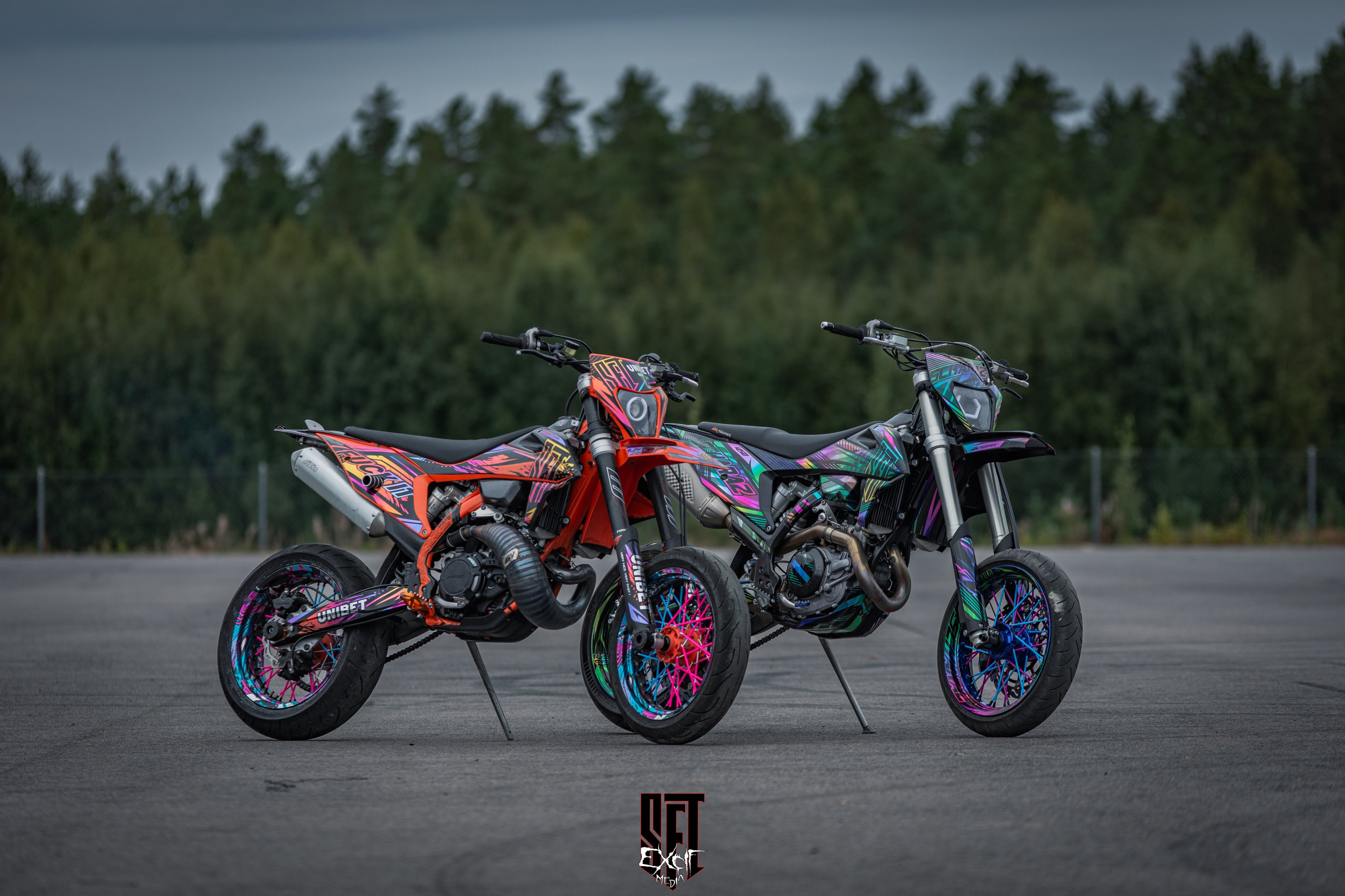 Full Custom Graphics Kit with Deposit Payment – STUNT FREAKS TEAM